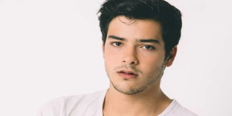 Celebrity Net Worth Rankings in 2025: Who’s on Top? - Rising Net Worth