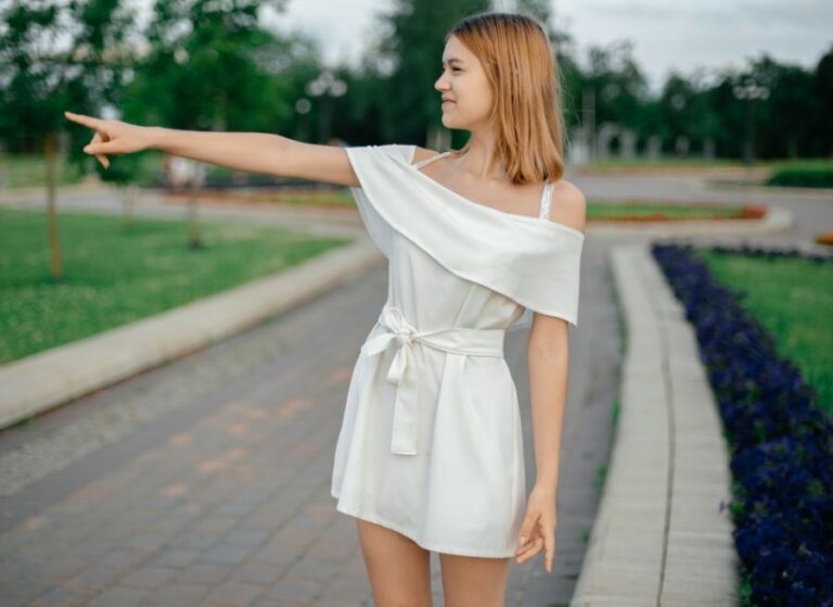 The Difference Between Casual And Business Casual Dress Codes Explained